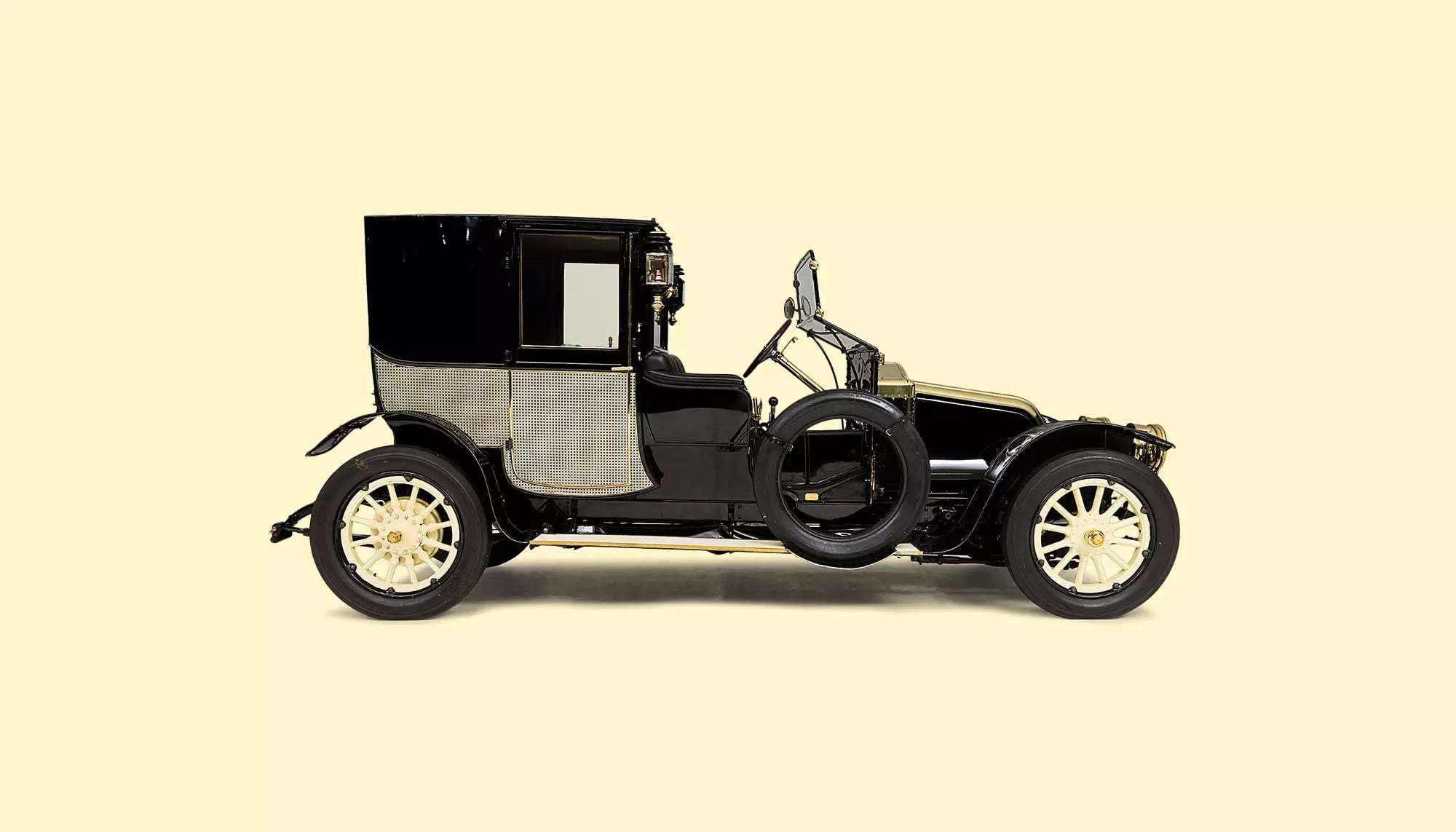 Renault 22/24CV Type DB Mülhbacher Town Car - Louwman Museum