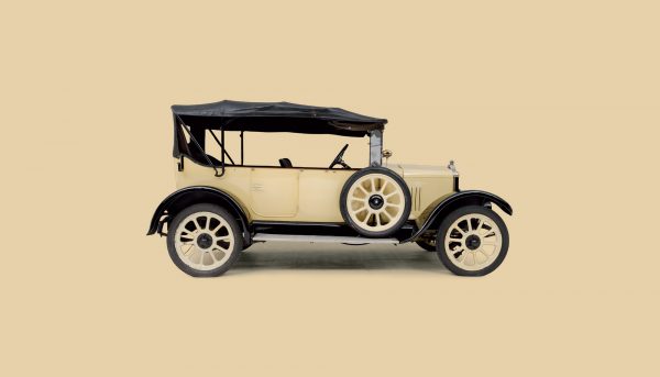 Standard Eleven SLO4 Tourer - Louwman Museum